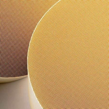 Sustrato de cerámica - Celcor® - CORNING