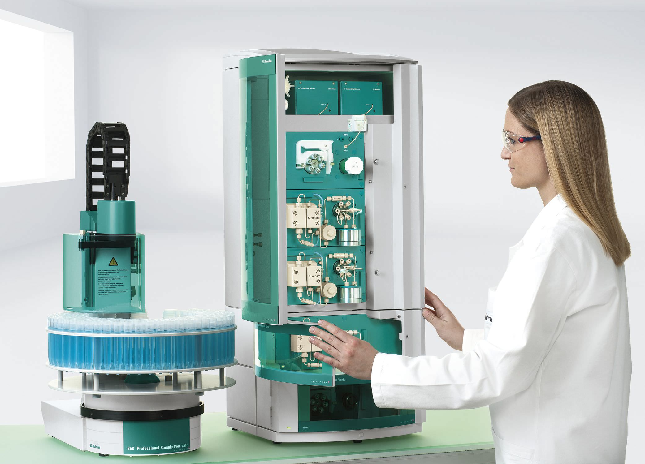 Cromatógrafo iónica - 940 Professional IC Vario - Metrohm - de ...