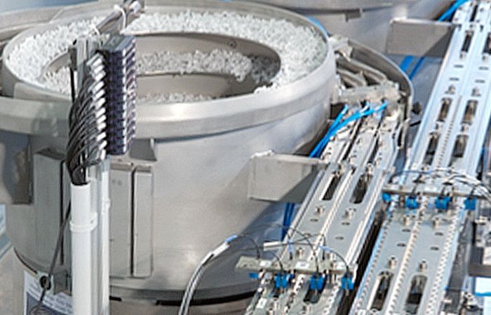 Alimentador dosificador lineal - Cosberg SpA - para dispositivos médicos