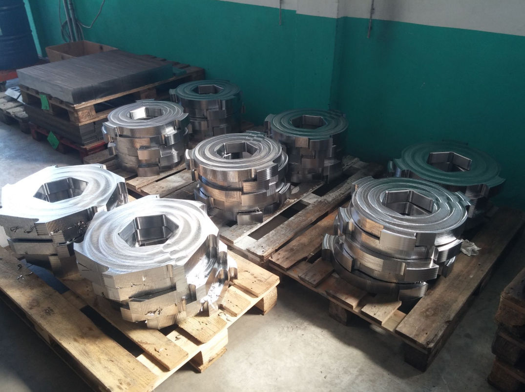 Cuchilla para trituradores de doble eje - POVELATO SRL - de plástico / para mercaderías / para ...