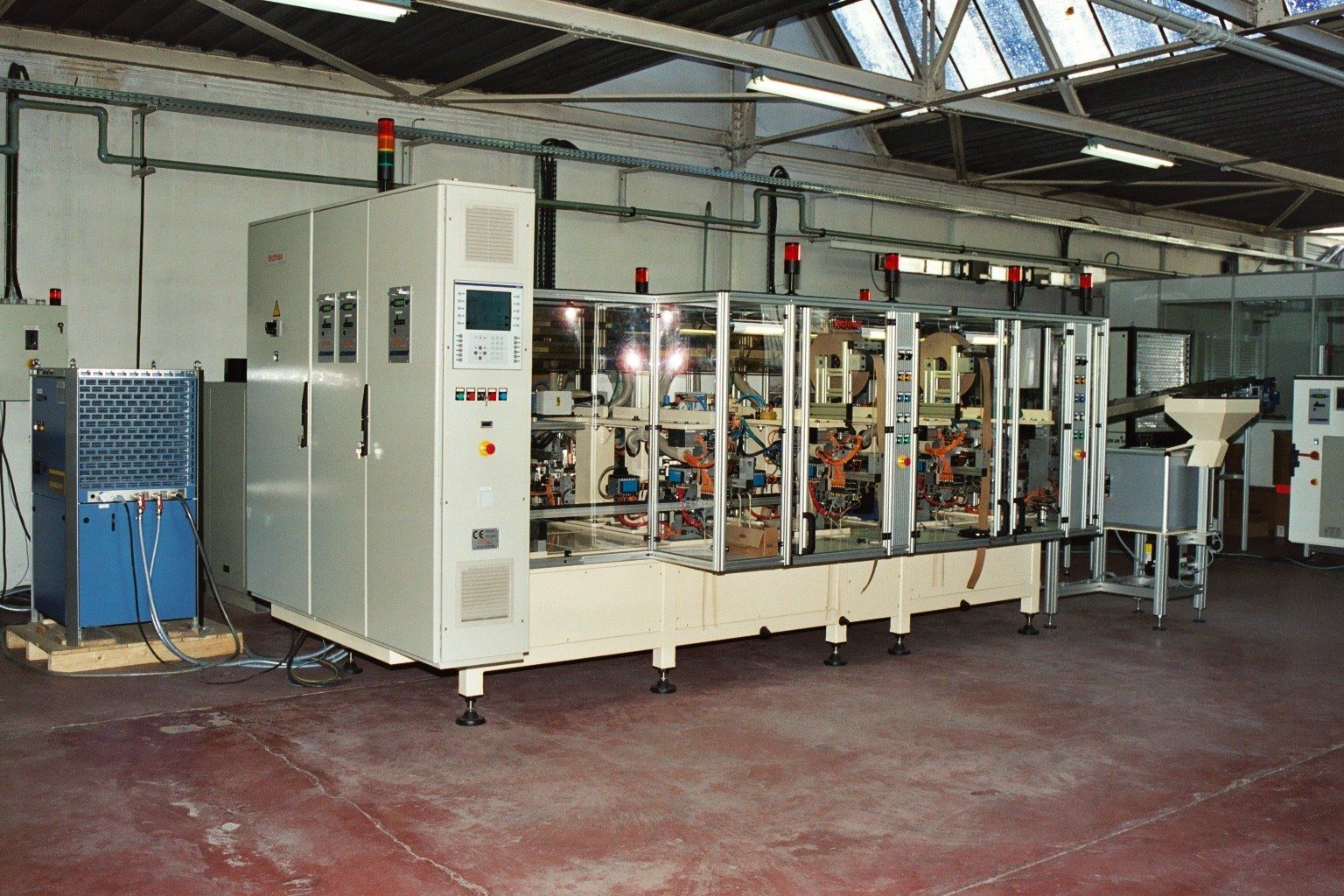 Línea de soldadura por resistencia - TECHNAX - en línea / automática