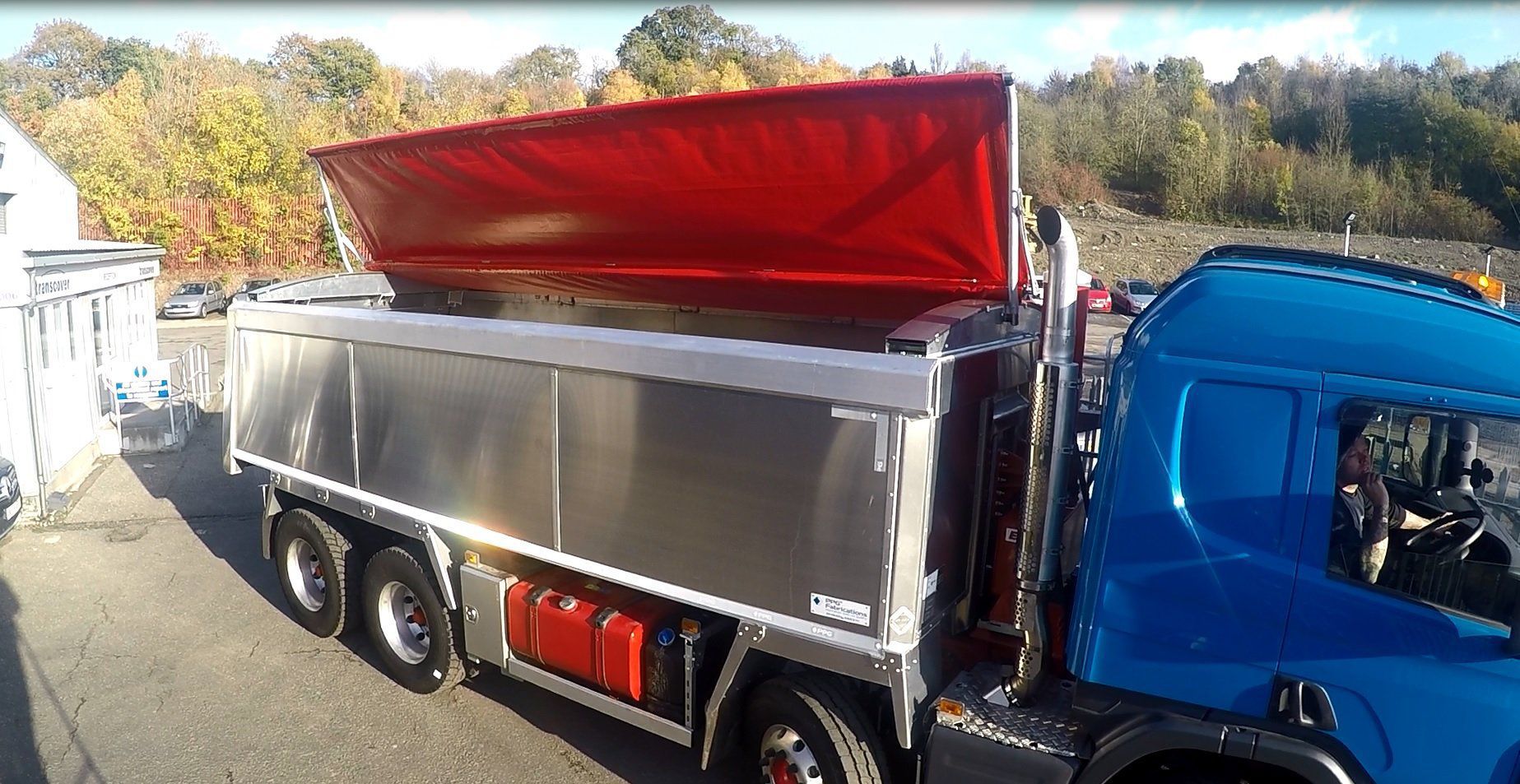 Sistema de enlonado electrohidráulico - STS TIPPER - Transcover