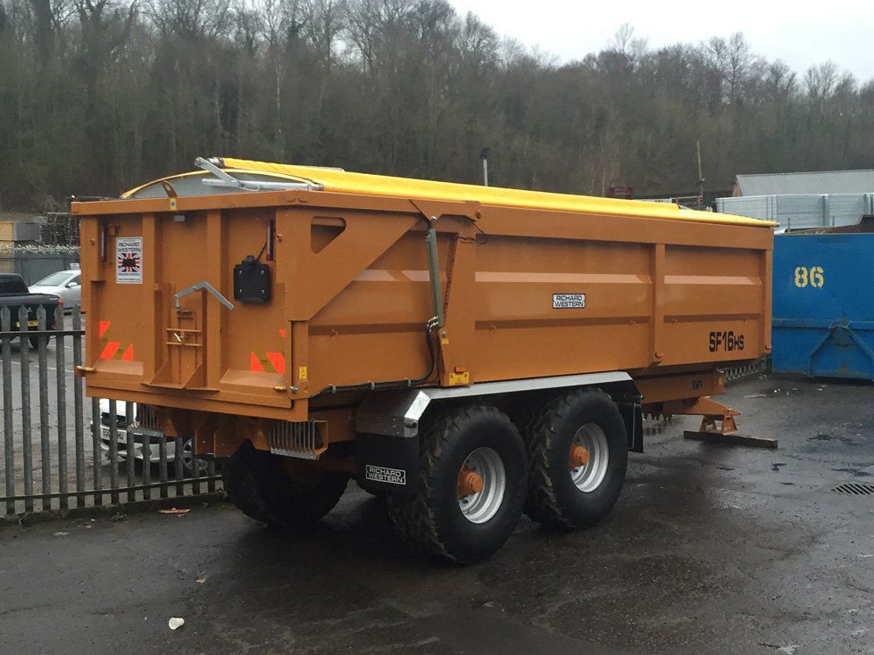 Sistema de enlonado electrohidráulico - STS AGRI - Transcover