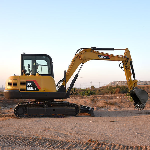 Excavadora intermedia - FR60E2-H - Lovol Heavy Industry Co., Ltd. - con orugas / diésel / para ...
