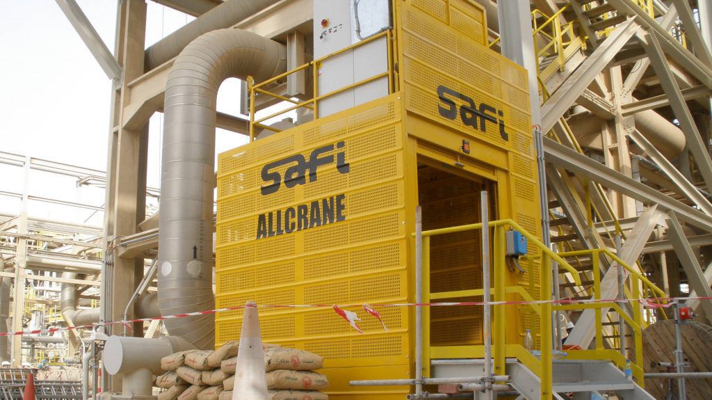 Elevador para véhículo móvil - Safi Group srl - de cemento / de transporte / para personal y ...