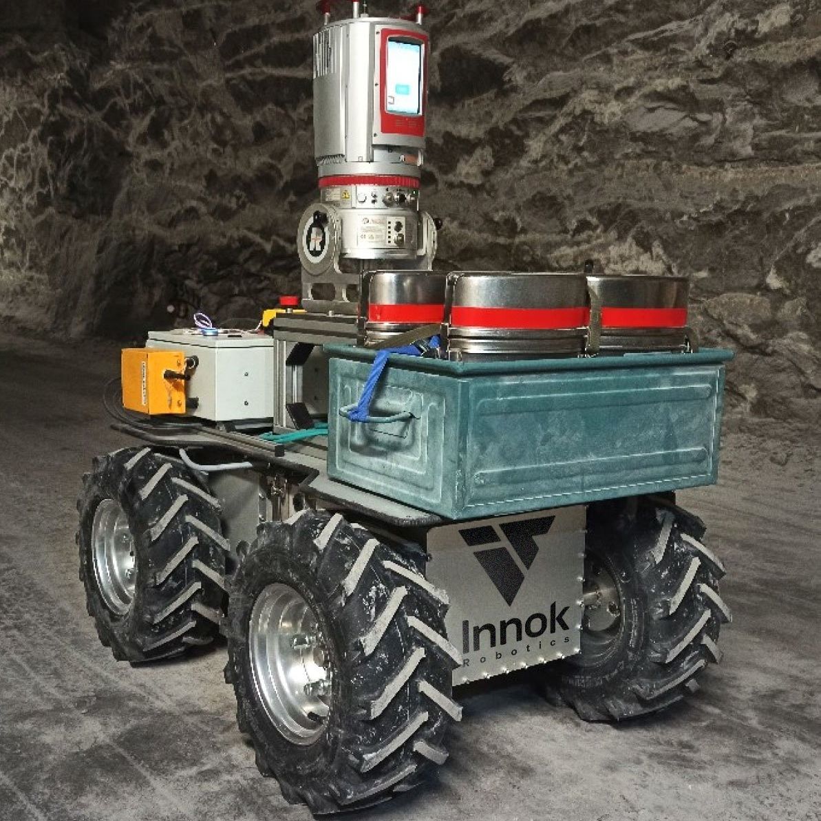 Robot de inspección con ruedas - INSPECTOS - Innok Robotics GmbH