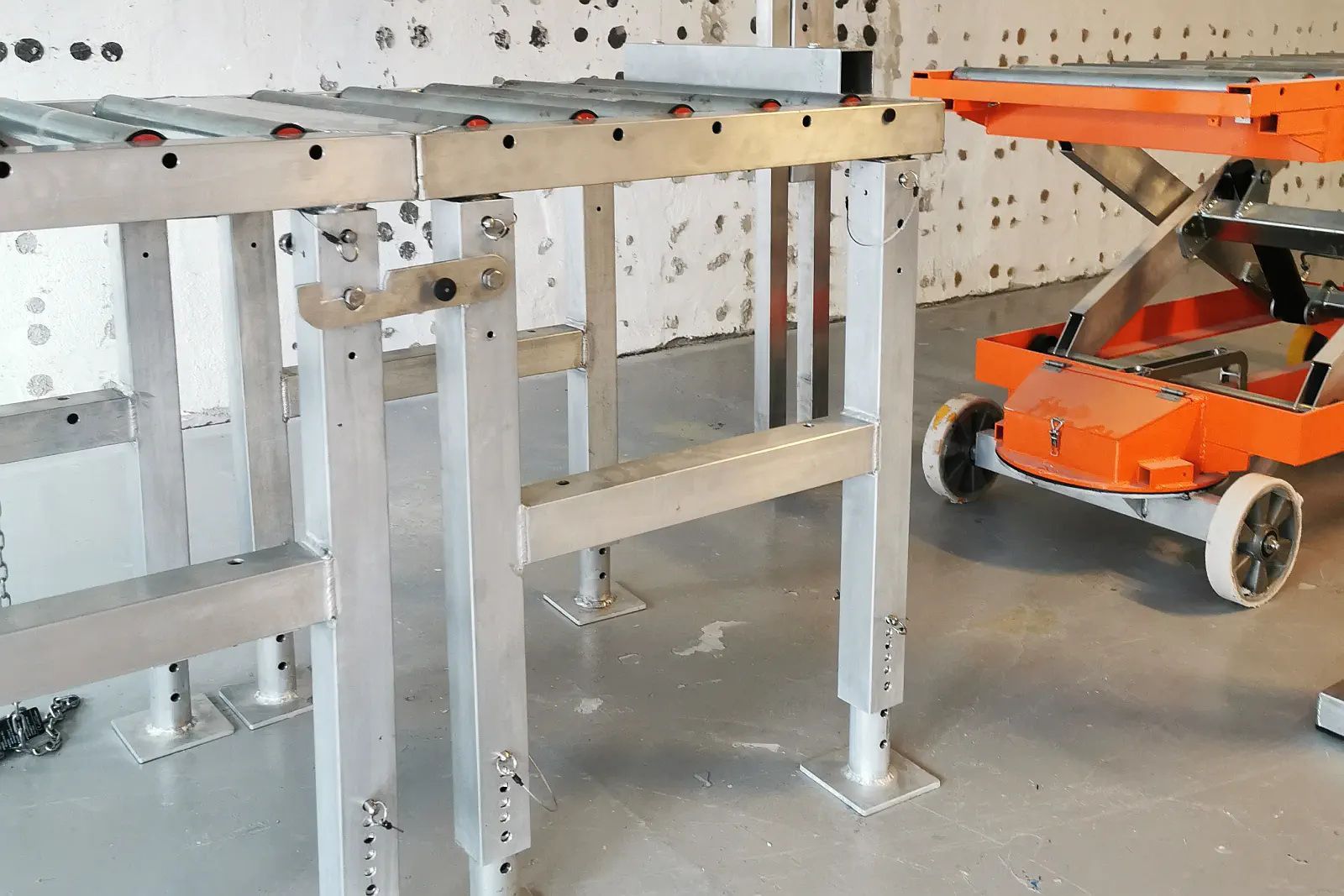 Mesa con rodillos para transportadores de rodillos - Table series ...