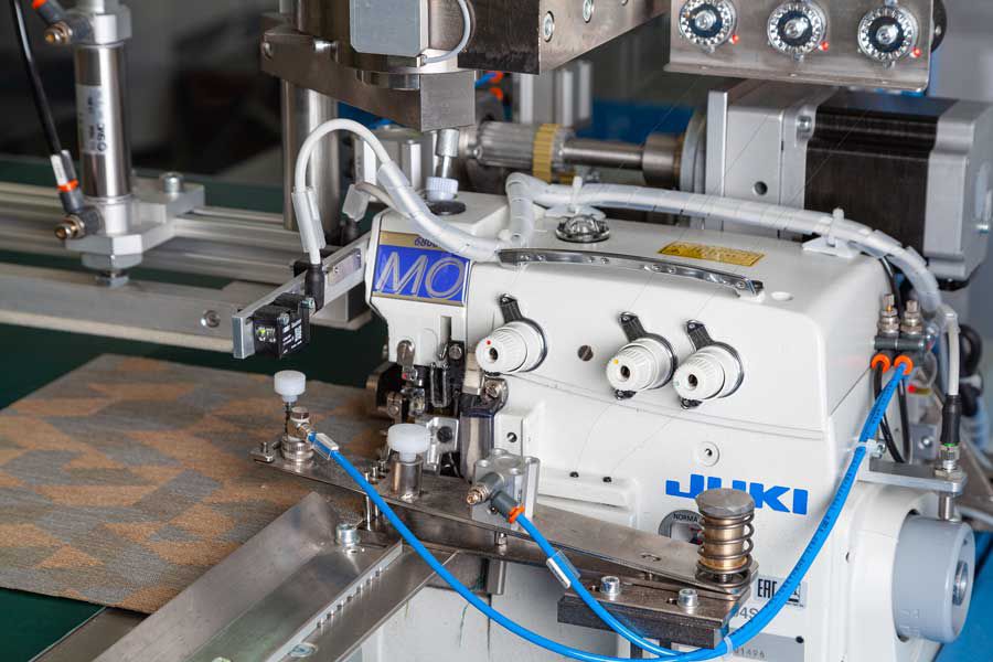 Máquina overlock programable / automática / de tejidos - KR - Polytex - Vídeos