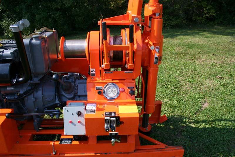 Perforadora para la perforación con diamante / fija / rotativa - 1 829 ...