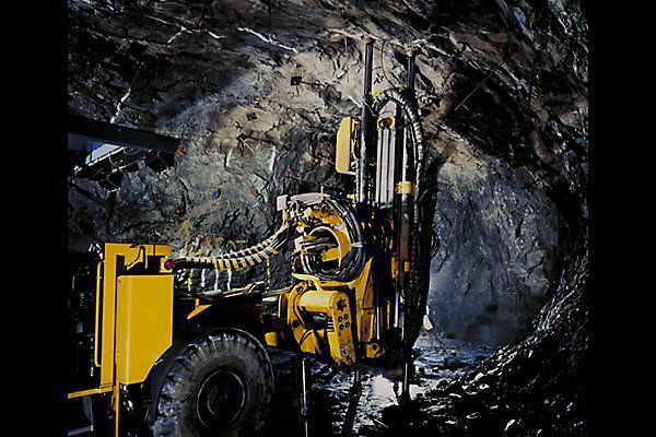 Perforadora para orificio profundo / de ruedas / de martillo en cabeza ...