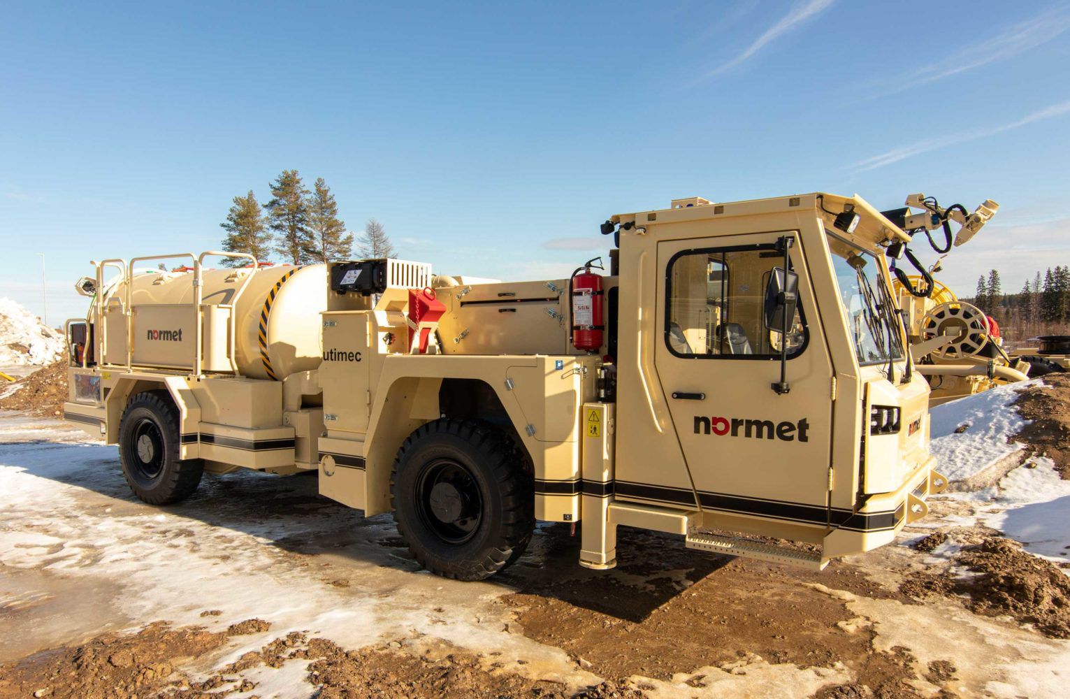 Camión hormigonera para hormigón - Utimec MF 500 Transmixer - Normet ...