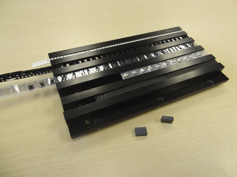 Distribuidor de cinta adhesiva - SMT MAX