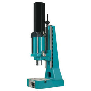 Prensa neumática - KAPK 2L - KMT Produktions- + Montage-Technik GmbH ...