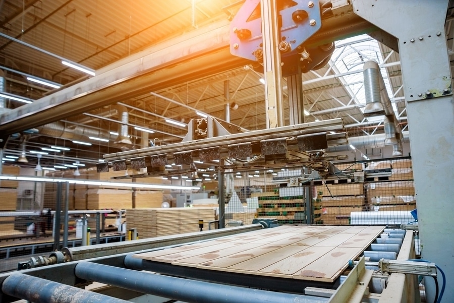 Longitud de corte, velocidad de proceso y control de longitud para madera y materiales de ...